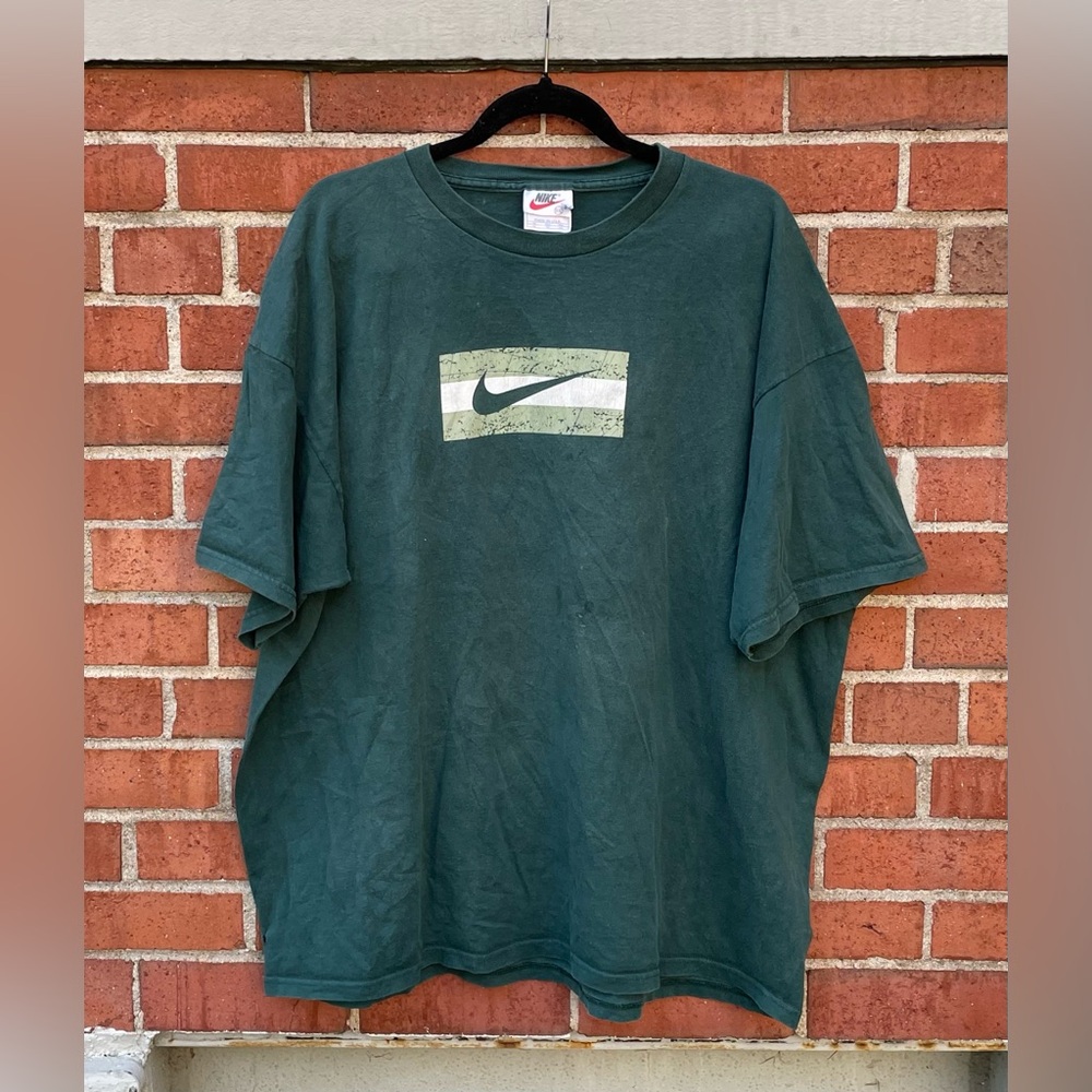 Vintage 90s Nike White Tag Medium Swoosh Graphic T Sh… - Gem